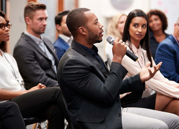 Organiser une conférence réussie avec Sphère Evénements